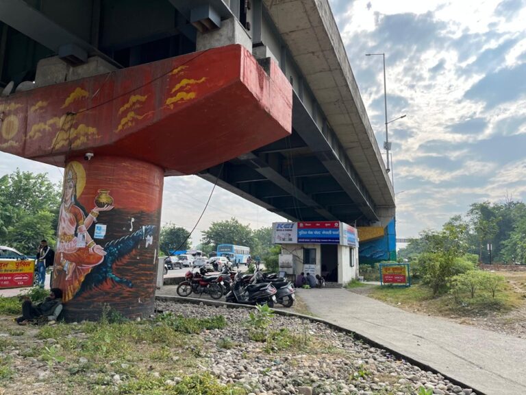 Ultimate Travelers's Guide: Nepali Farm Rishikesh Bus Stand